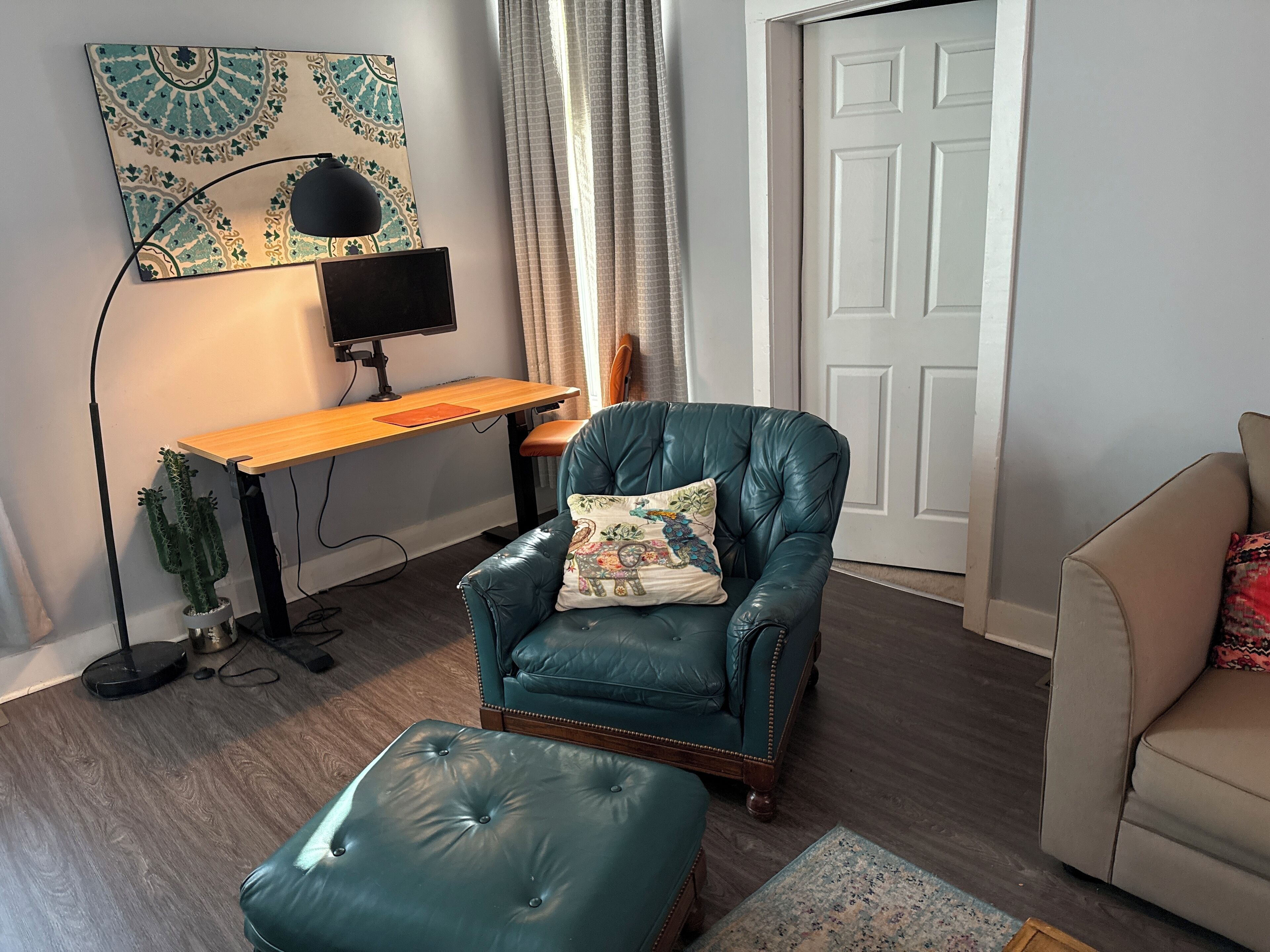 Great Parking, Lucas Oil Stadium Indianapolis Convention Center - Irvington Historic District, IN