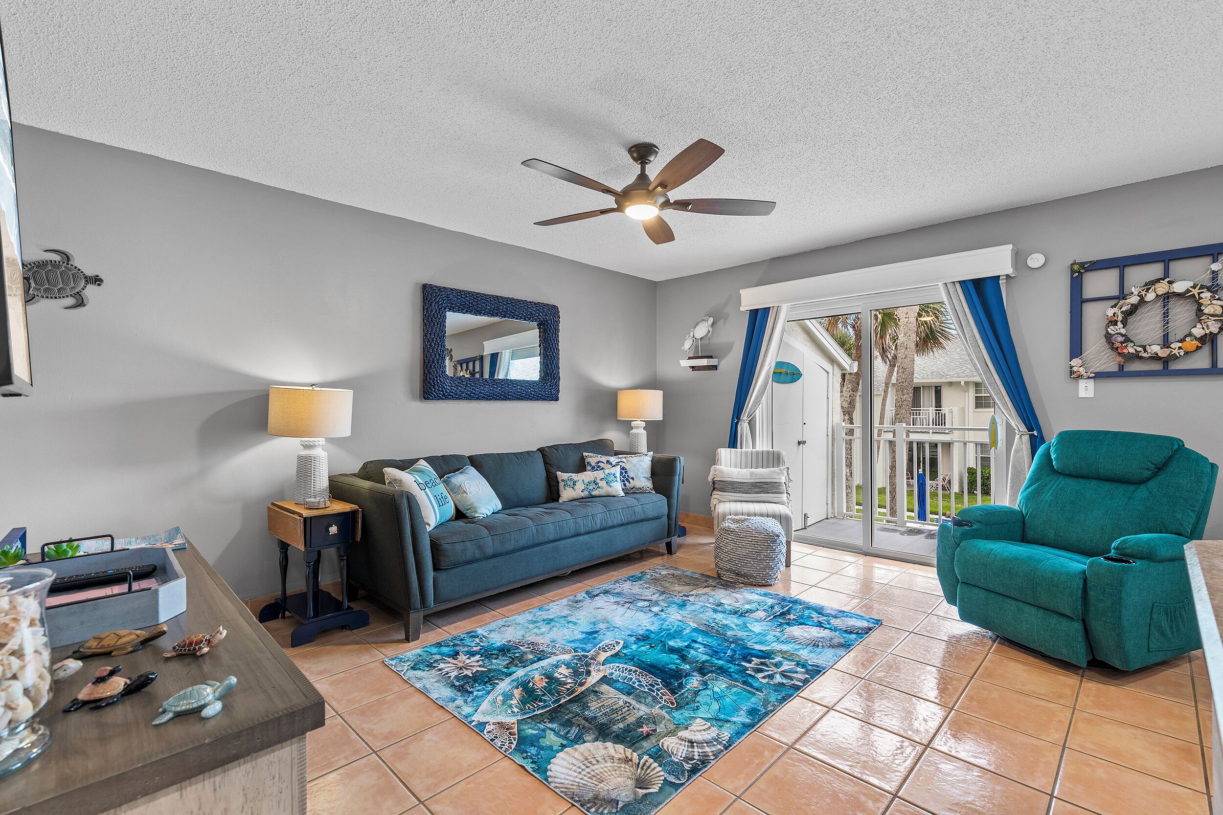 Cozy One-bedroom Getaway By Pool And Ocean - New Smyrna Beach, FL