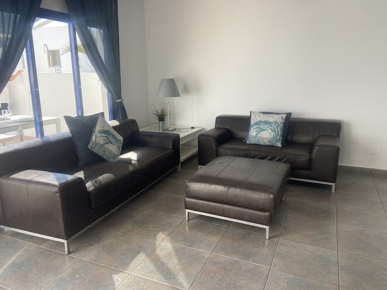 Modern 3 Bedroom Villa, Air-conditioning, Wifi, Heated Pool, Uk Tv - Playa Blanca