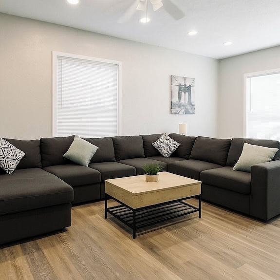 Keizer Rapids Estate (Near In-n-out) - Oregon