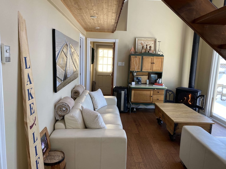 The Relaxation Station - Midland