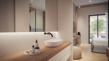 Superior Double with Private Pool | Banheiro | Chuveiro, chuveiro com efeito de chuva, produtos de toalete grátis