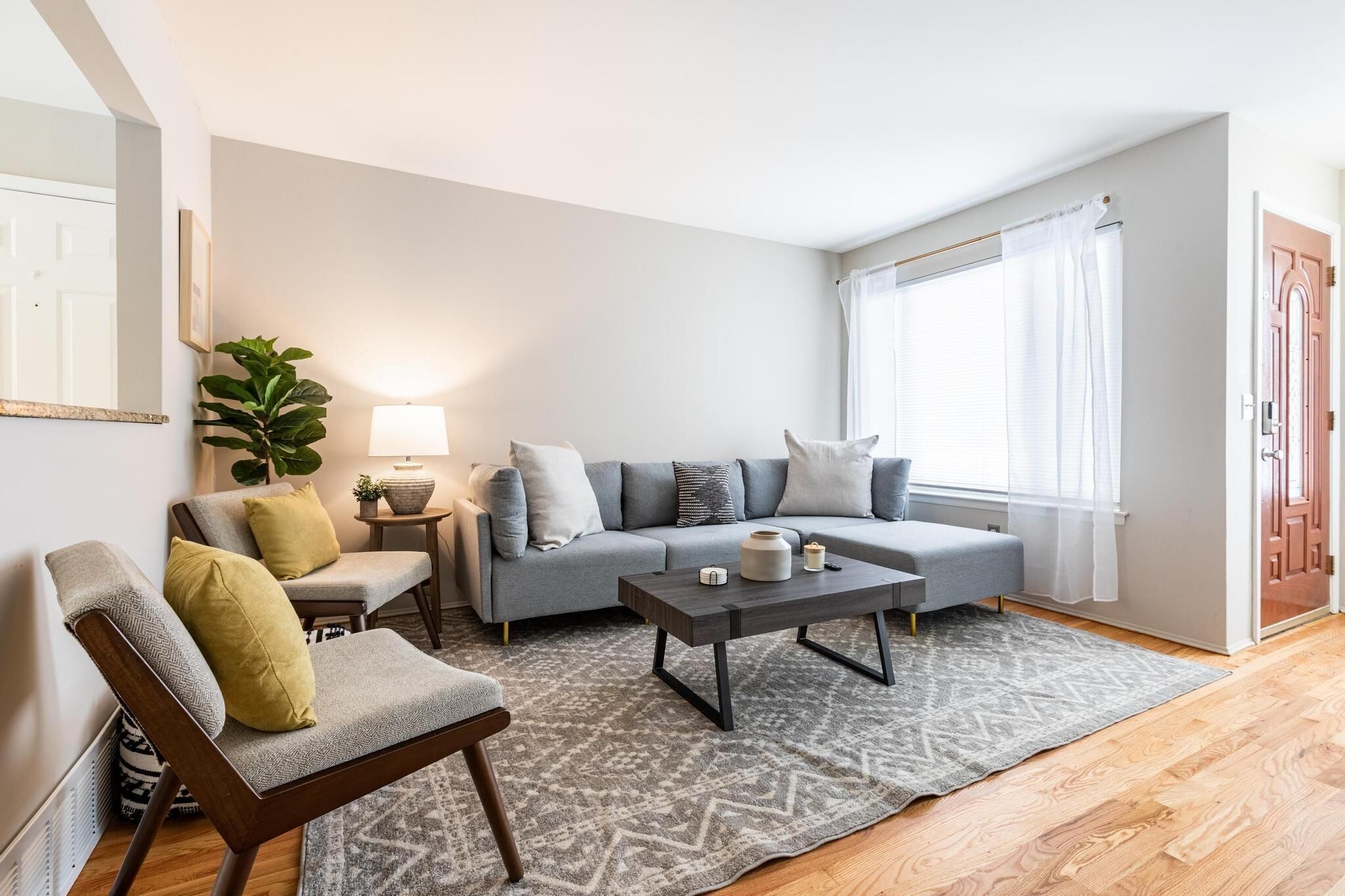 Chic & Spacious Royal Oak 3br Home! Welcome! - Royal Oak, MI