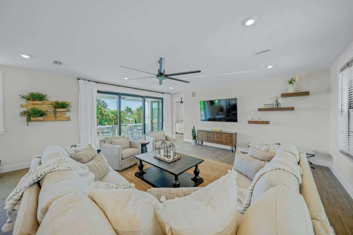 Perfect For Families, Resort Pool/spa W/ Waterslide, Video Games/ping Pong - Siesta Key, FL