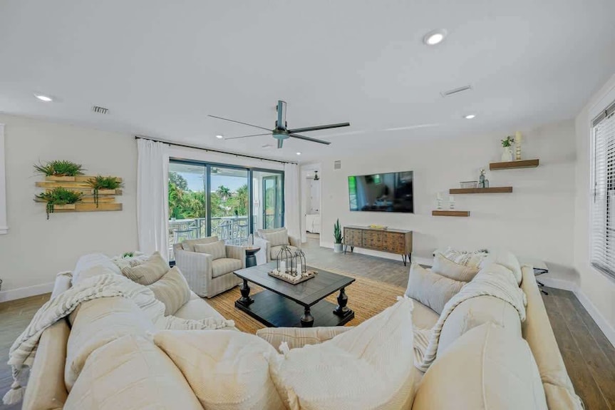 Perfect For Families, Resort Pool/spa W/ Waterslide, Video Games/ping Pong - Sarasota, FL