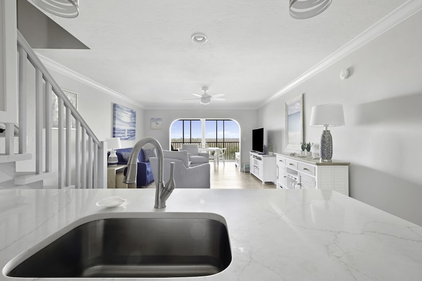 Beautiful Bayfront Three Bedroom Stunning Views - North Captiva Island, FL