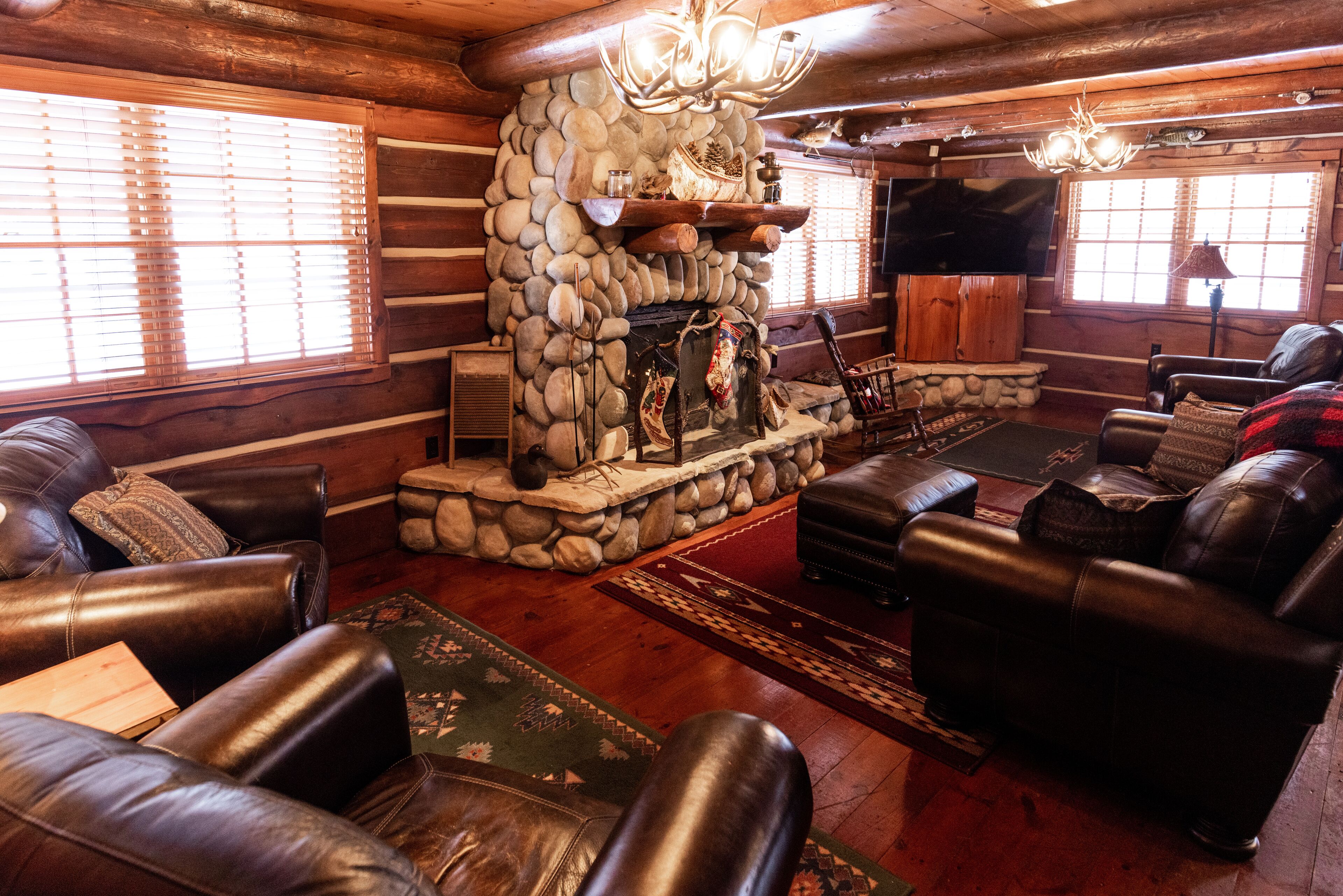 Cozy, Rustic Luxury Cabin On Round Lake, With All Of The Modern Conveniences! - Chippewa Flowage, Hayward