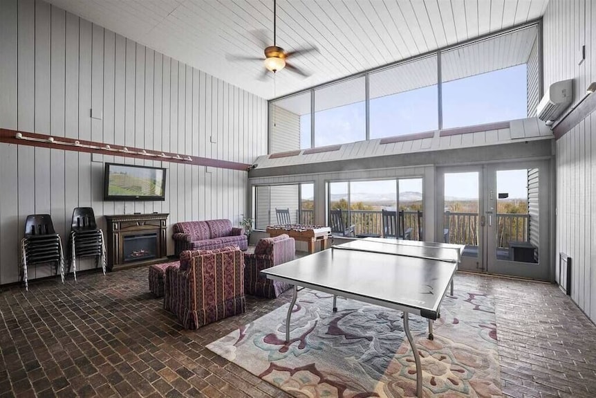 Cedar Lodge Condo With Mountain & Lake Winnipesauke Views! - New Hampshire