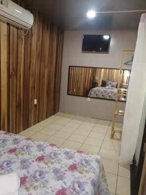 Vila família | 2 quartos, cofres nos quartos, individualmente decorados