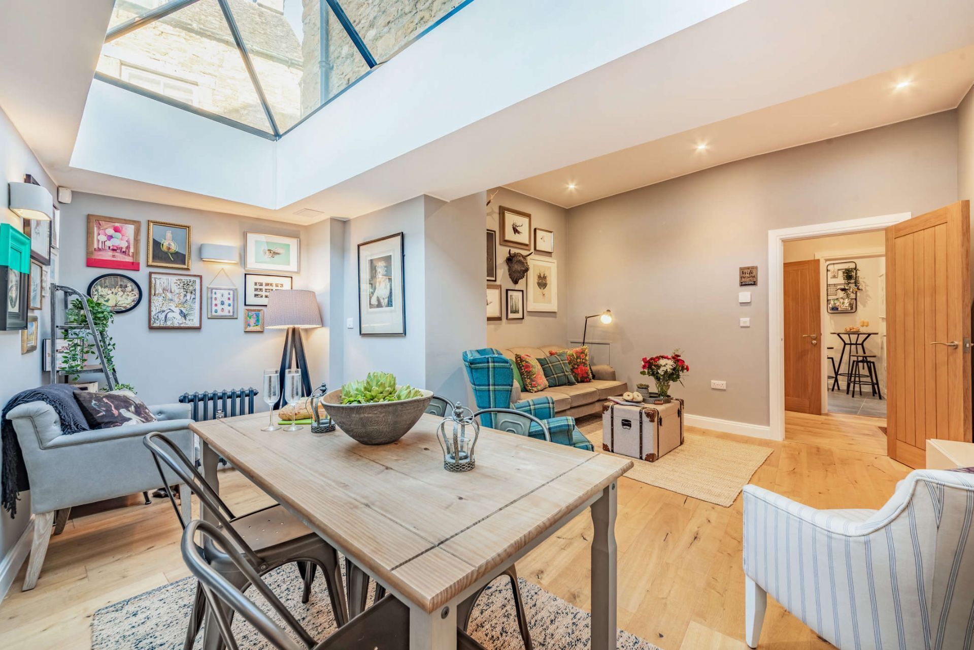 Luxury Two Bedroom Cotswold Holiday Home In Stow-on-the-wold - The Chapel - Moreton-in-Marsh