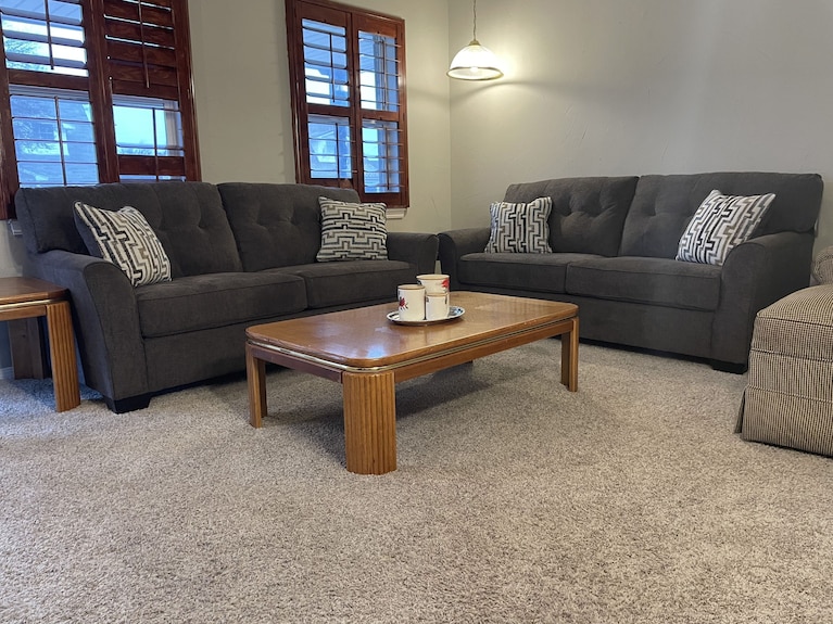 11-guests/airport -Minute Away/pet-welcome/4-bdr/2-fba/5-qbed! - Oklahoma City
