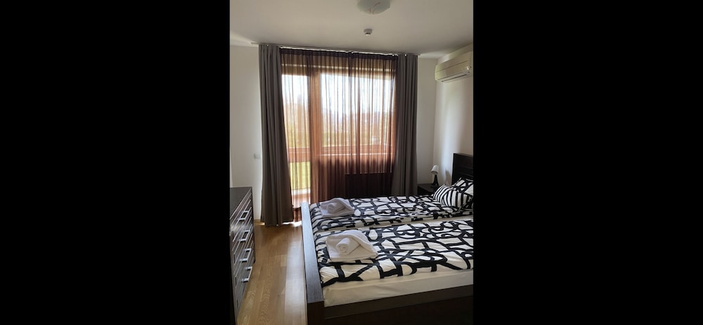 Apartment 100m From Pravets Golf&spa Resort, Hiking Trails&historical Sights - 불가리아