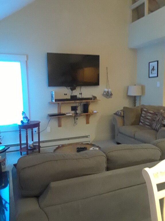 Fall Fun, Autumn Foliage In Lake Harmony At Jack Frost Mtn With Scenic Pond View - Pennsylvania