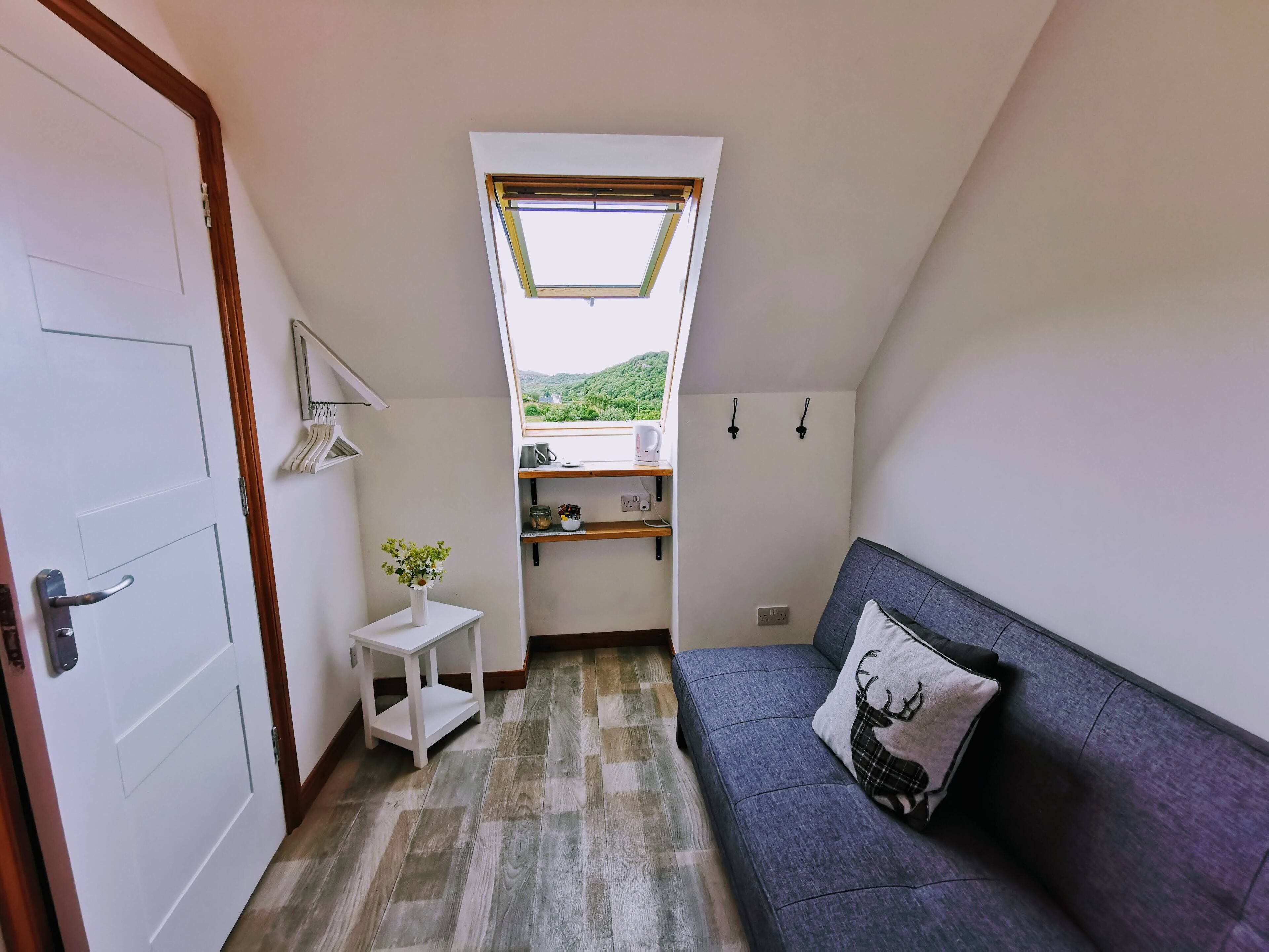 Applecross Holiday Home, Sleeps 14 ( 7 En Suite Bedrooms) - Plockton