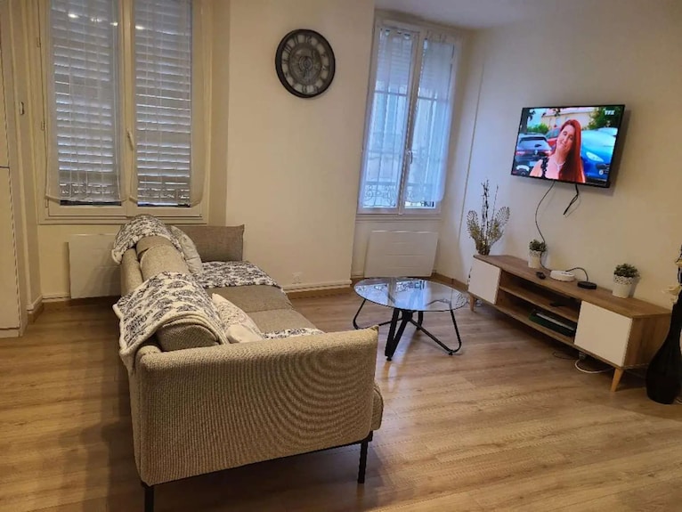 Grand F4 De 71m2 Paris - Centre Ville Arpajon - Nozay