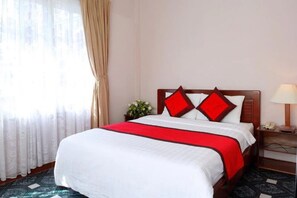 Quarto Duplo Standard | Secretária, Wi-fi grátis, roupa de cama fornecida 
