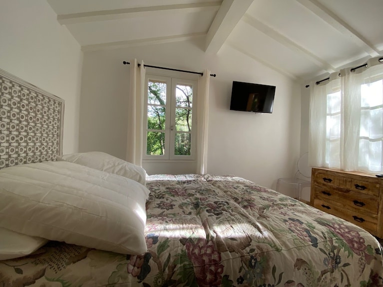 Gîte Climatisé Pour 2 Personnes Dans Un Domaine Avec Piscines, Tennis Et Rivière - Sillans-la-Cascade