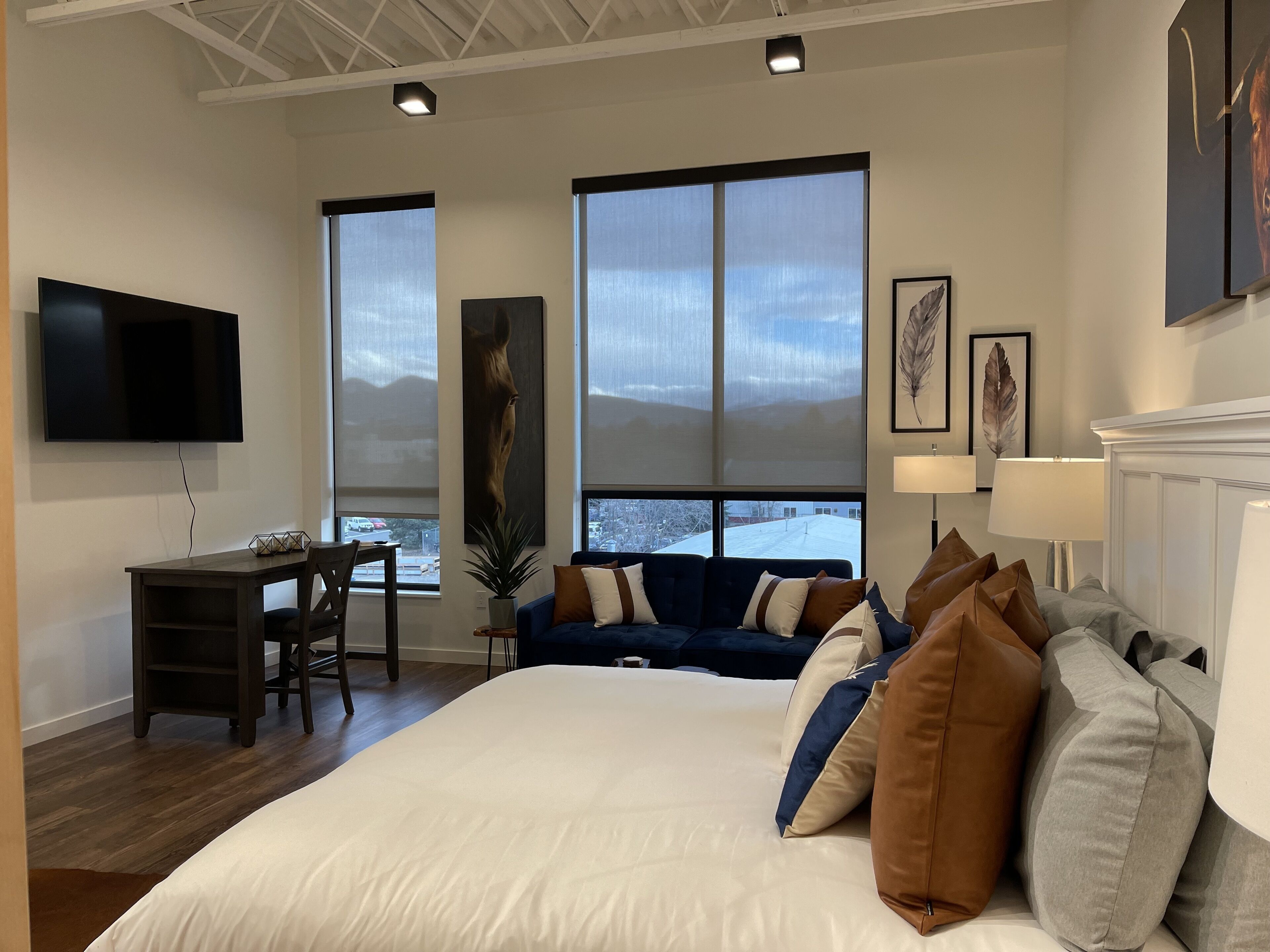 Brand New Beautiful Montana Condo! - Bozeman, MT