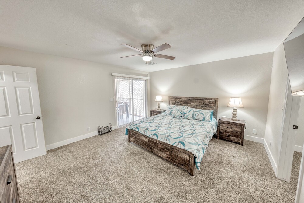 Havasu Paradise Getaway Pool Home - Lake Havasu City, AZ