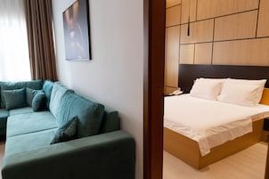 Suite-Estúdio Deluxe | Wi-fi grátis, roupa de cama fornecida