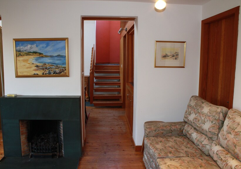 Charming Detached Holiday Home On Lovely Goose Green, In Gullane. Pet & Child Friendly. Sleeps 8. - 노스 베릭