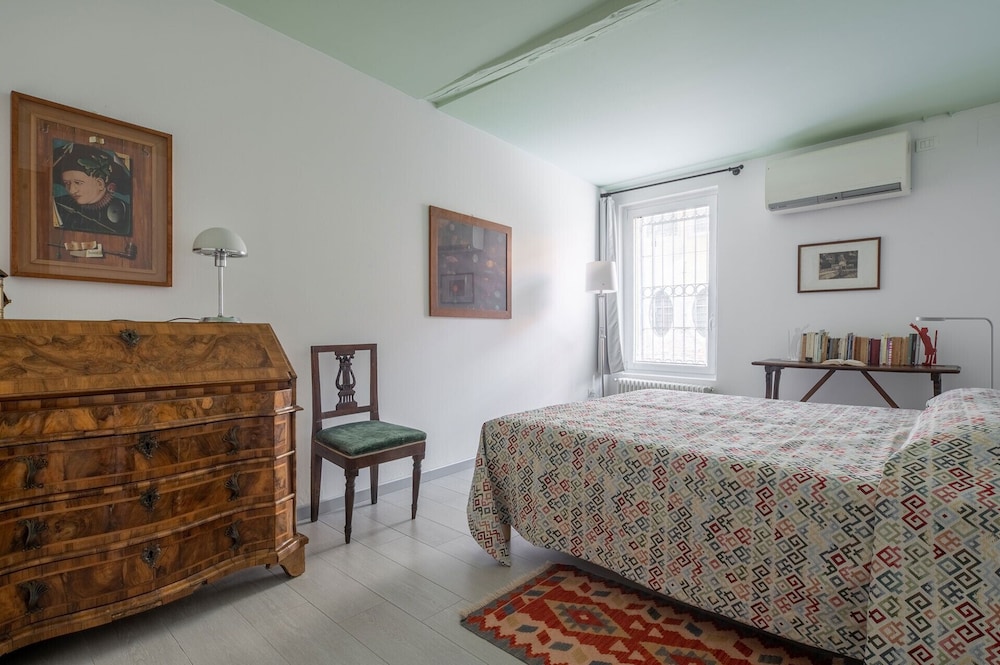 Contemporary Flat With Canal View On Zattere Waterfront - Venecia