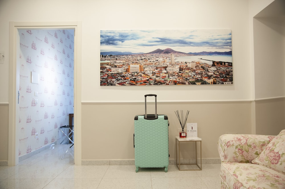 Le Angioine Rooms - Naples