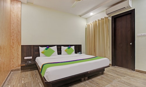 Treebo Trend Aarya - Lucknow