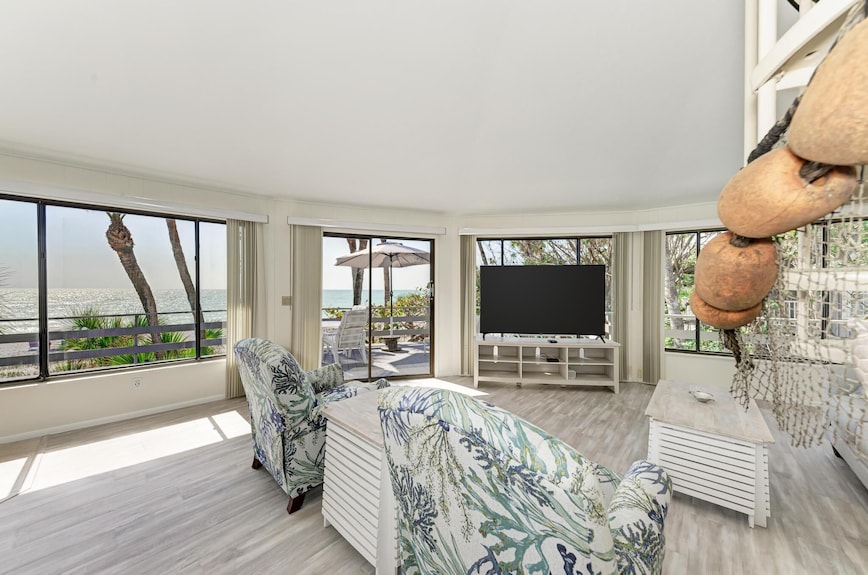 The Turtle House-miles And Miles Of Private Beach-sunset Views! - Englewood