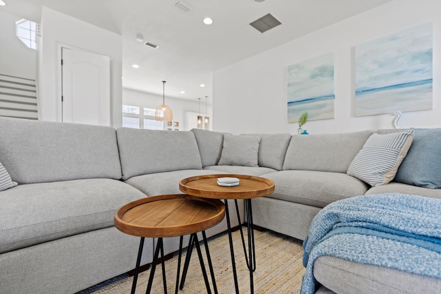 Coco Villa: Luxury Stay, Heated Pool, 3 Blocks To Beach - Jacksonville