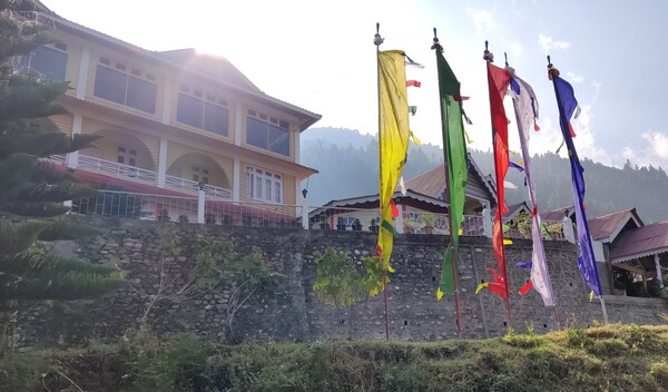 Pemaling Lords Inn Dirang - Arunachal Pradesh