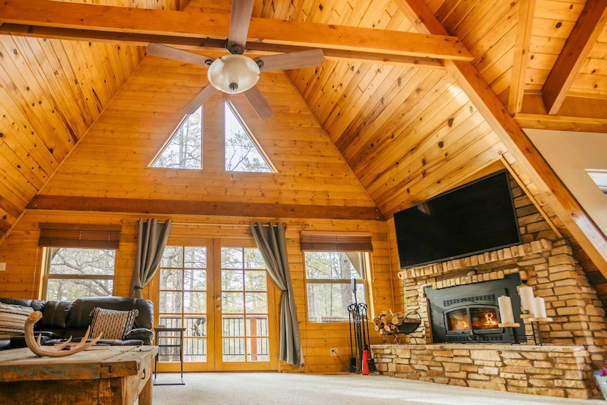 Furnished Deck + Fire Pit: Happy Jack Cabin - Arizona