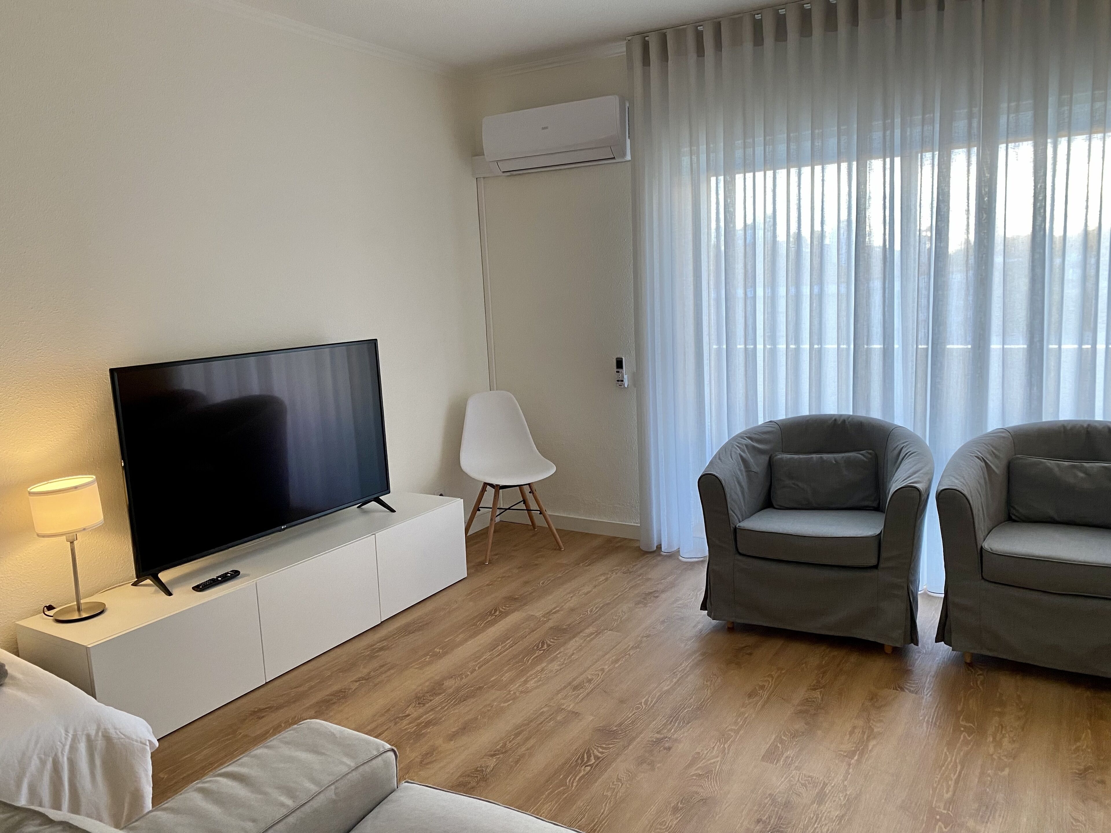 Atayde Da Câmara - Apartmento T3+1 Renovado - Ponta Delgada