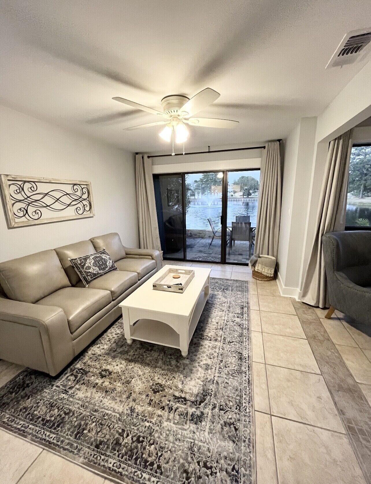 Free Golf Cart! Stocked Lake With Amazing Views! 5 Mins. To Beach & Pool. - Santa Rosa Beach, FL