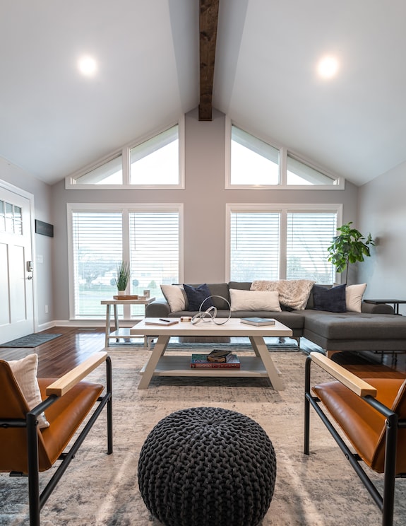 Stunning Modern Farmhouse With Mountain Views!! - 필라델피아