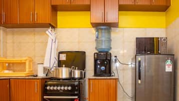 Apartamento standard | Cozinha privada | Geladeira, micro-ondas, chaleira elétrica
