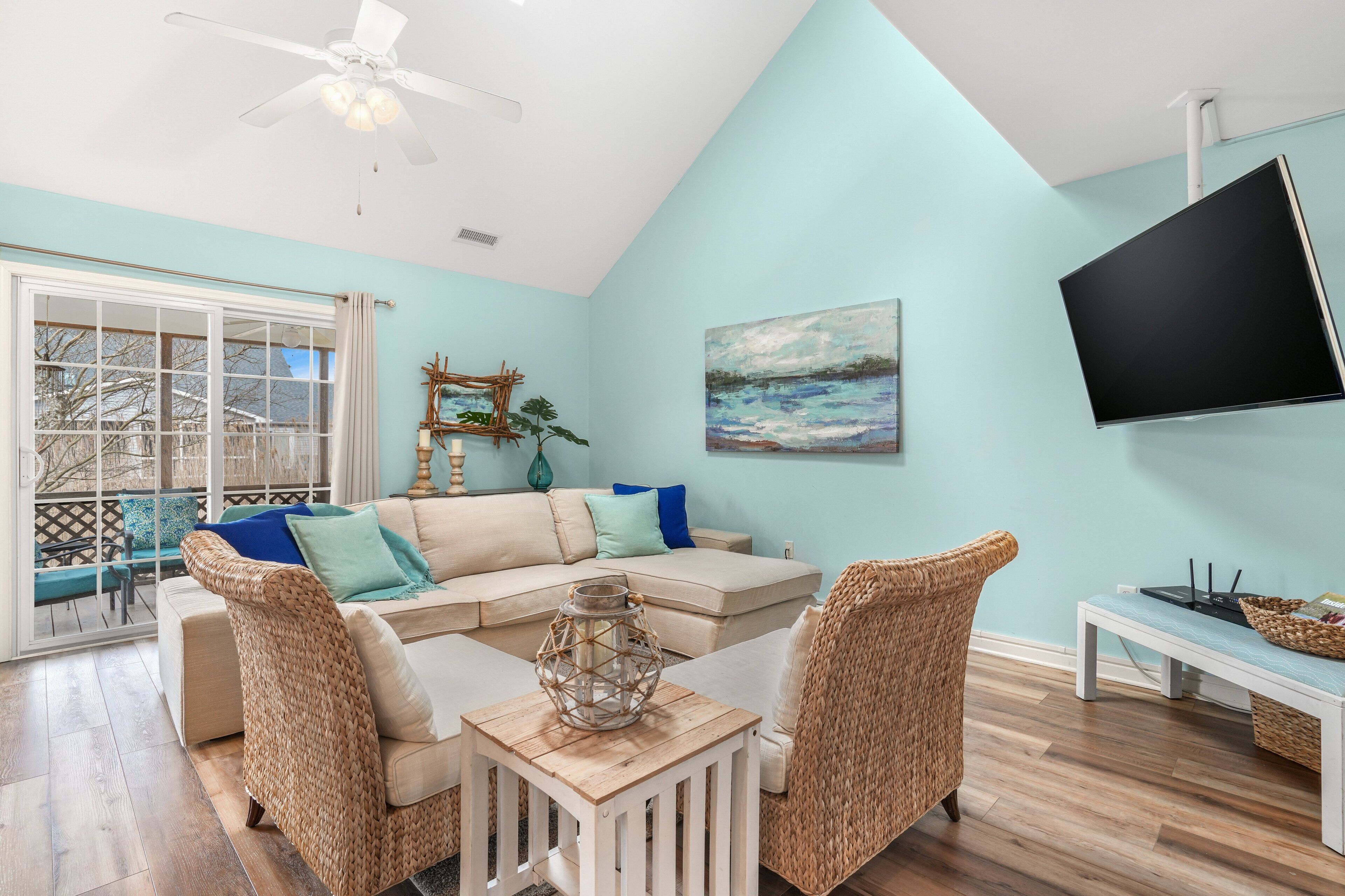 Seas The Day - Water Views, Shared Pool! - Chincoteague, VA