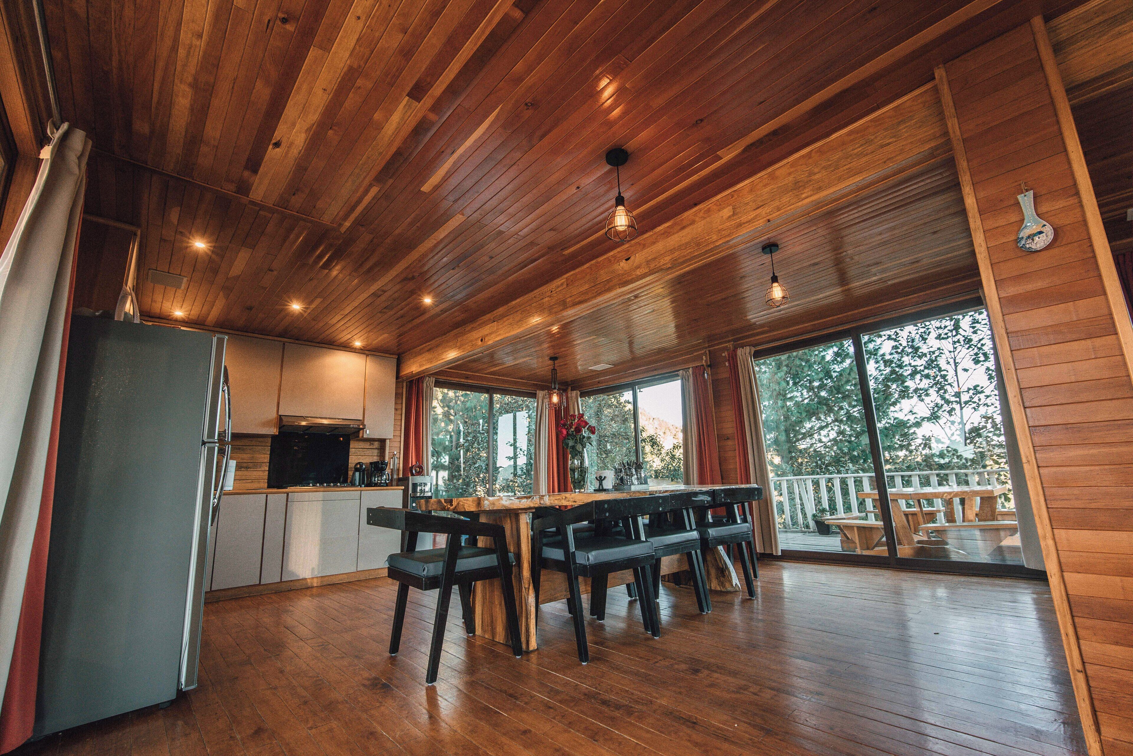 Chalé panorâmico, 3 quartos, lareira, vista para a montanha | Cozinha privada | Cafeteira/chaleira