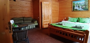 8 quartos, ferro/tábua de engomar, Wi-fi grátis 