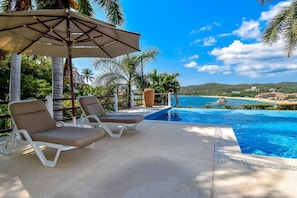 Villa, várias camas (2092 - Villas Carey Villa) | Piscina