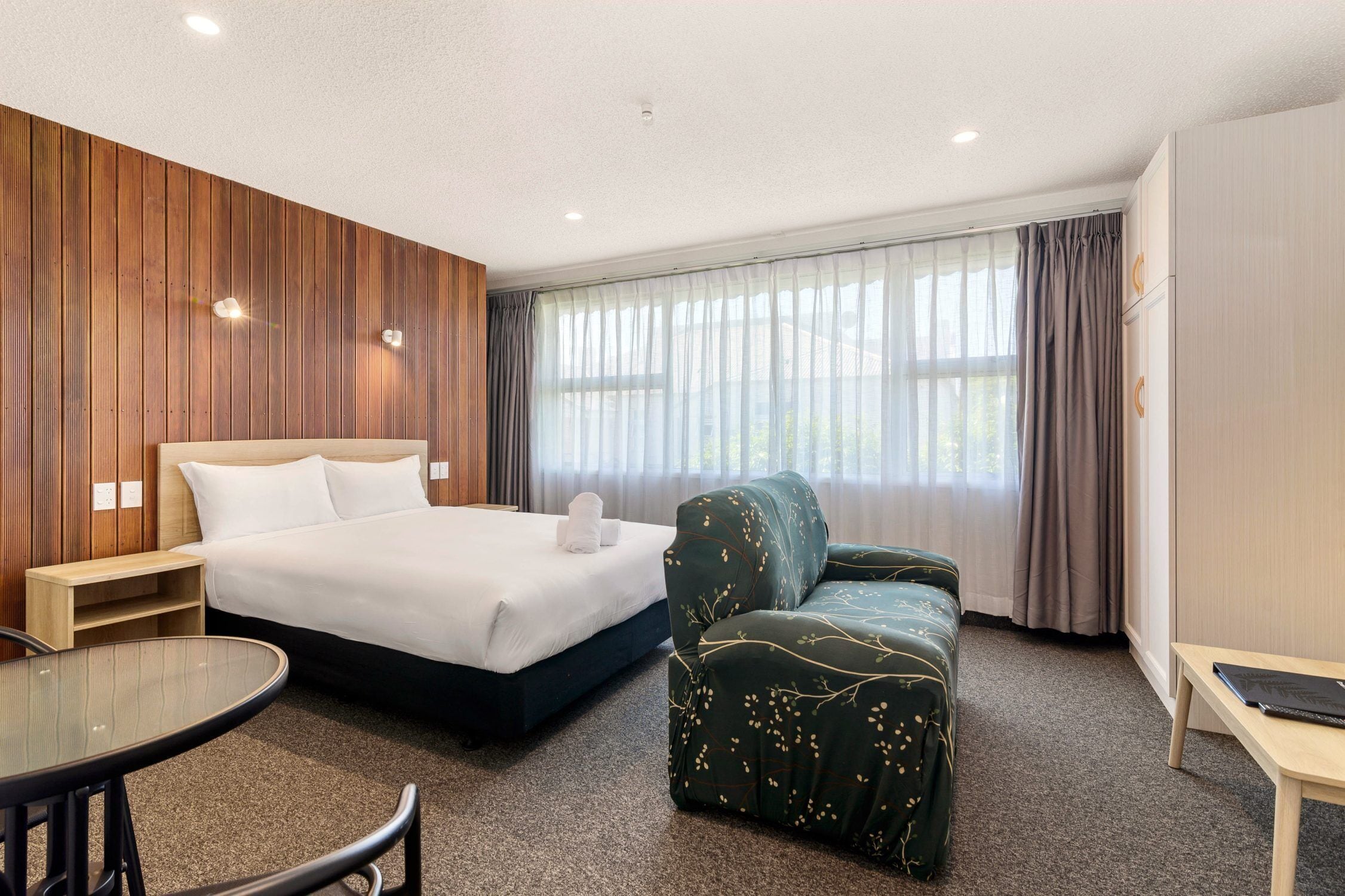 Estúdio luxo | Ferros/tábuas de passar roupa, berços grátis, Wi-Fi de cortesia