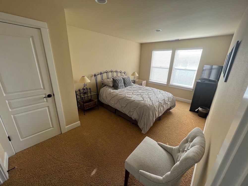 Paradise In The Parks On Westside With Summer Pool, Bike Trails And Restaurants. - Bend, OR