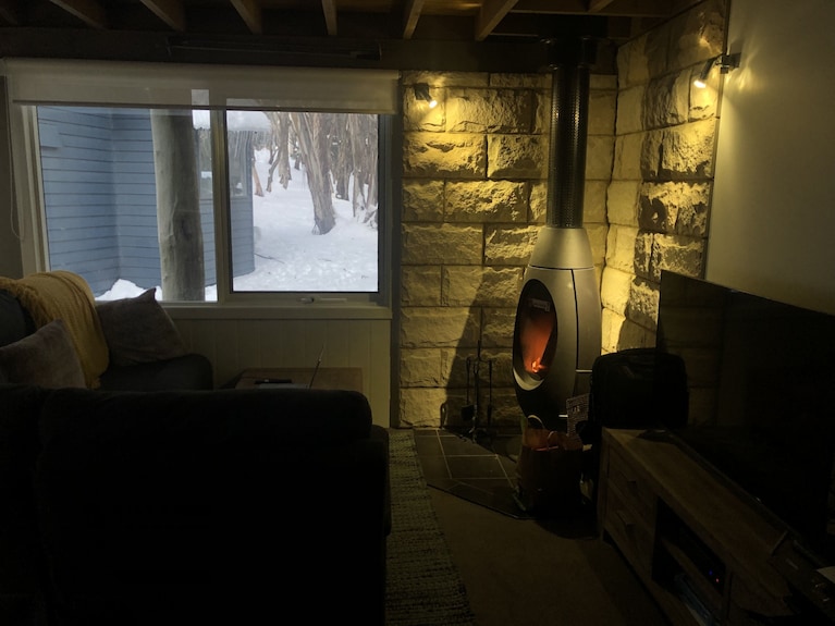 Charming Alpine Chalet 'Faithfulls' At Dinner Plain - Pet Friendly - Dinner Plain