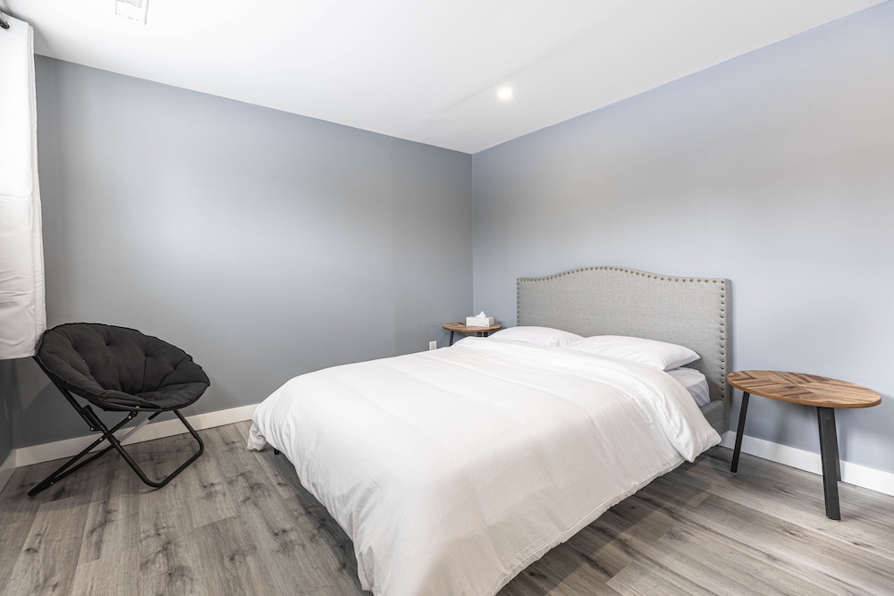 4 Bedrooms Modern Oasis In London