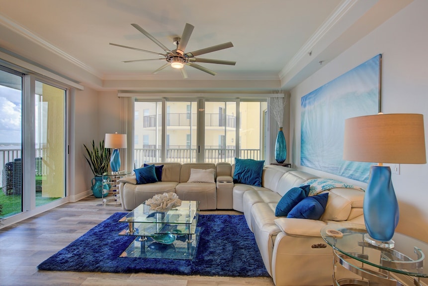 Downtown Urban High Rise, Exquisitely Appointed - フォート・マイヤーズ, FL