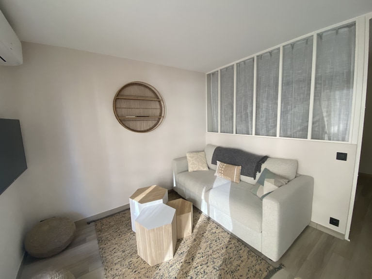 Magnificent T2 In The City Center With Swimming Pool - Sainte-Maxime