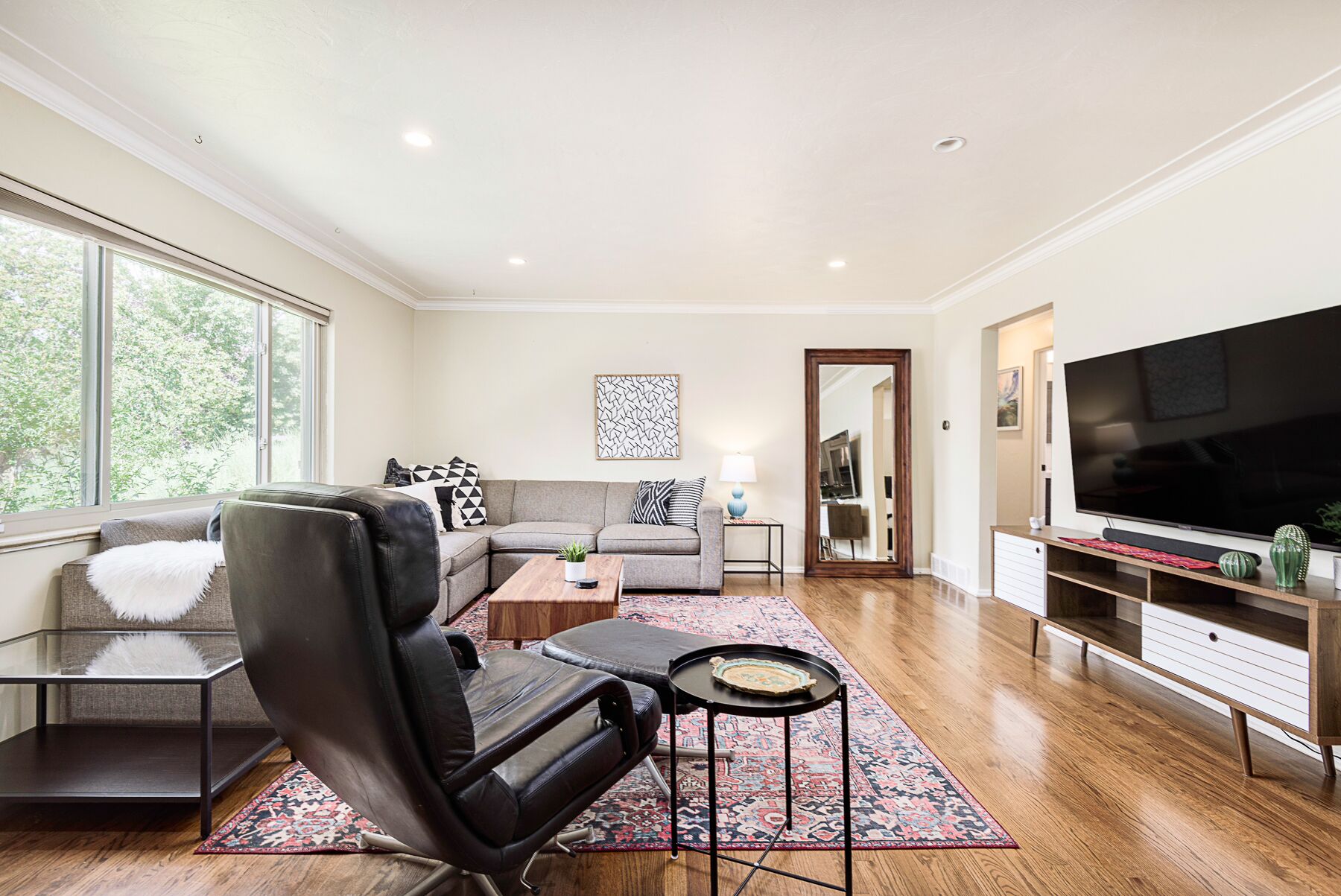 Hot Tub, Steam Room, Billiards, Ping Pong, Darts, 3 Kings, 8 Beds Total. - Morrison, CO