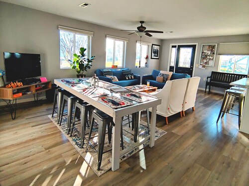 Visit Burbank: 2024 Travel Guide for Burbank, South Dakota | Expedia