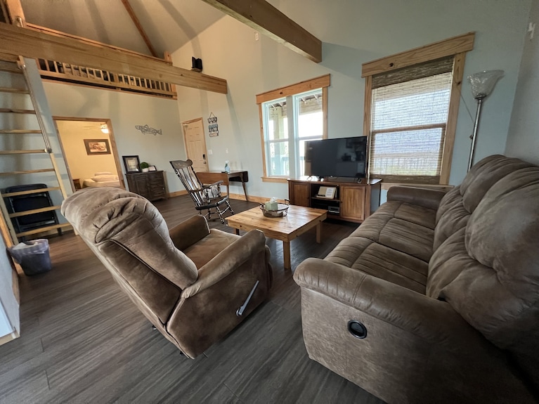 Waterfront!! Private Pier! Reel Relaxing, Real Fun On Sabine Lake - Port Arthur, TX