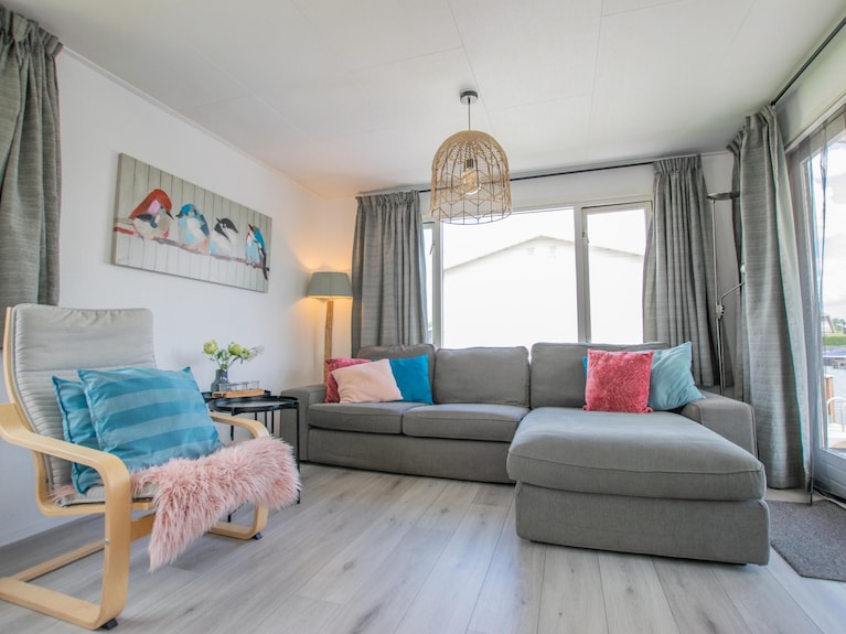 Cosy Chalet With Jetty - Utrecht